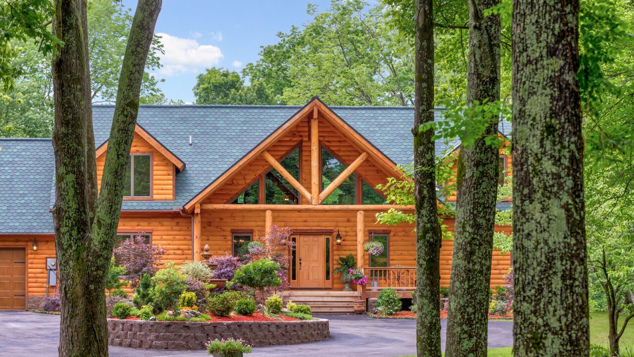 Texas: Build a Log Home in the Hill Country or along the Gulf Coast