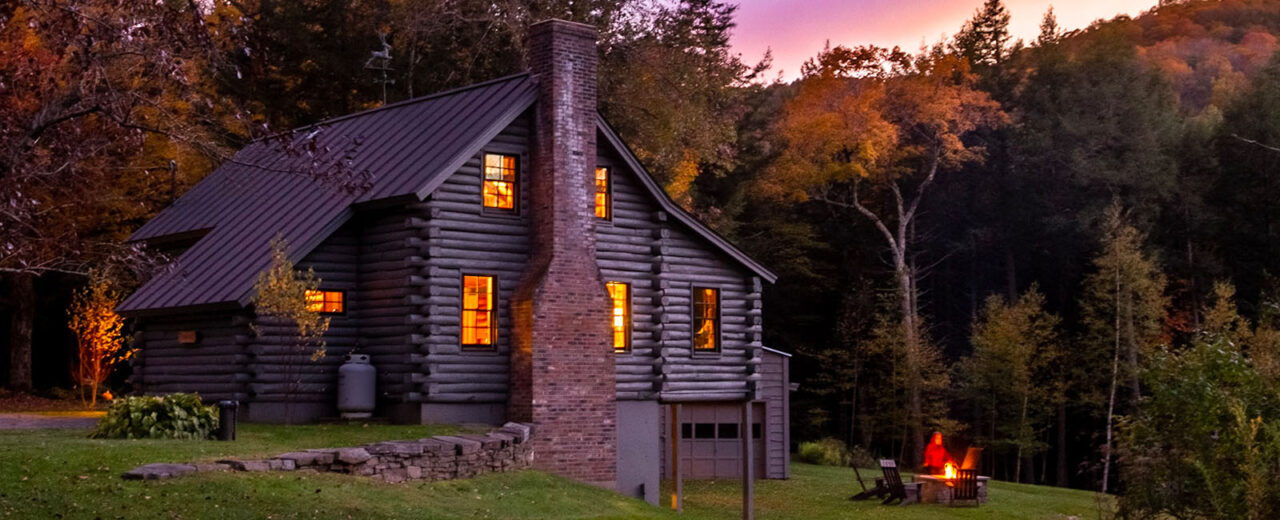 Greydon Cabin: A Renovated Vermont Log Home