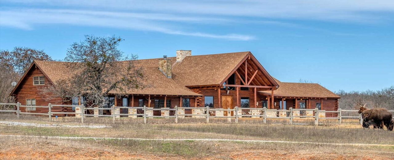 Rush Creek Ranch and Addition: A Texas Rustic Retreat
